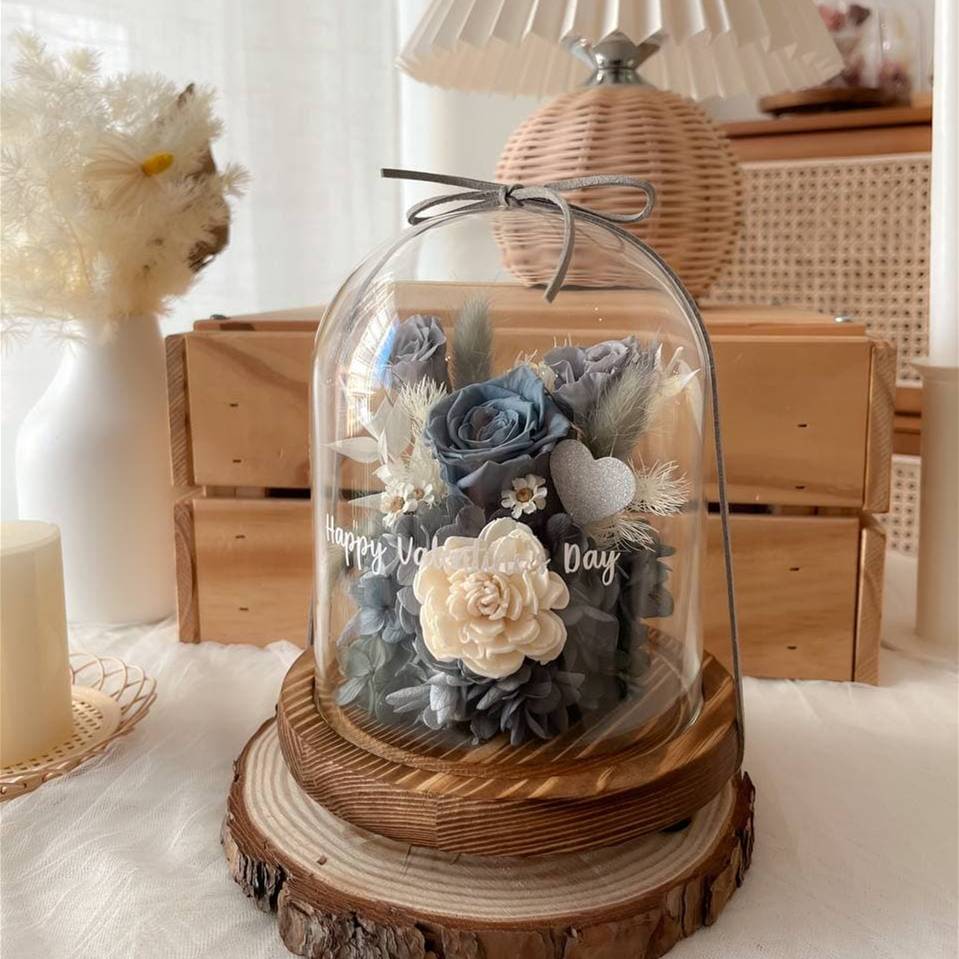 Romantic Preserved Flower Globes – Unique Anniversary Gift Idea