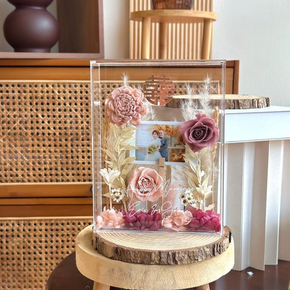 Gifts for newlyweds | Unique Gifts for Wedding & ROM